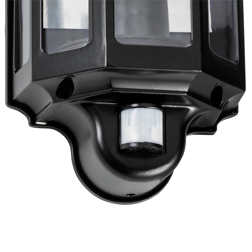 Traditional PIR half lantern IP44 15W